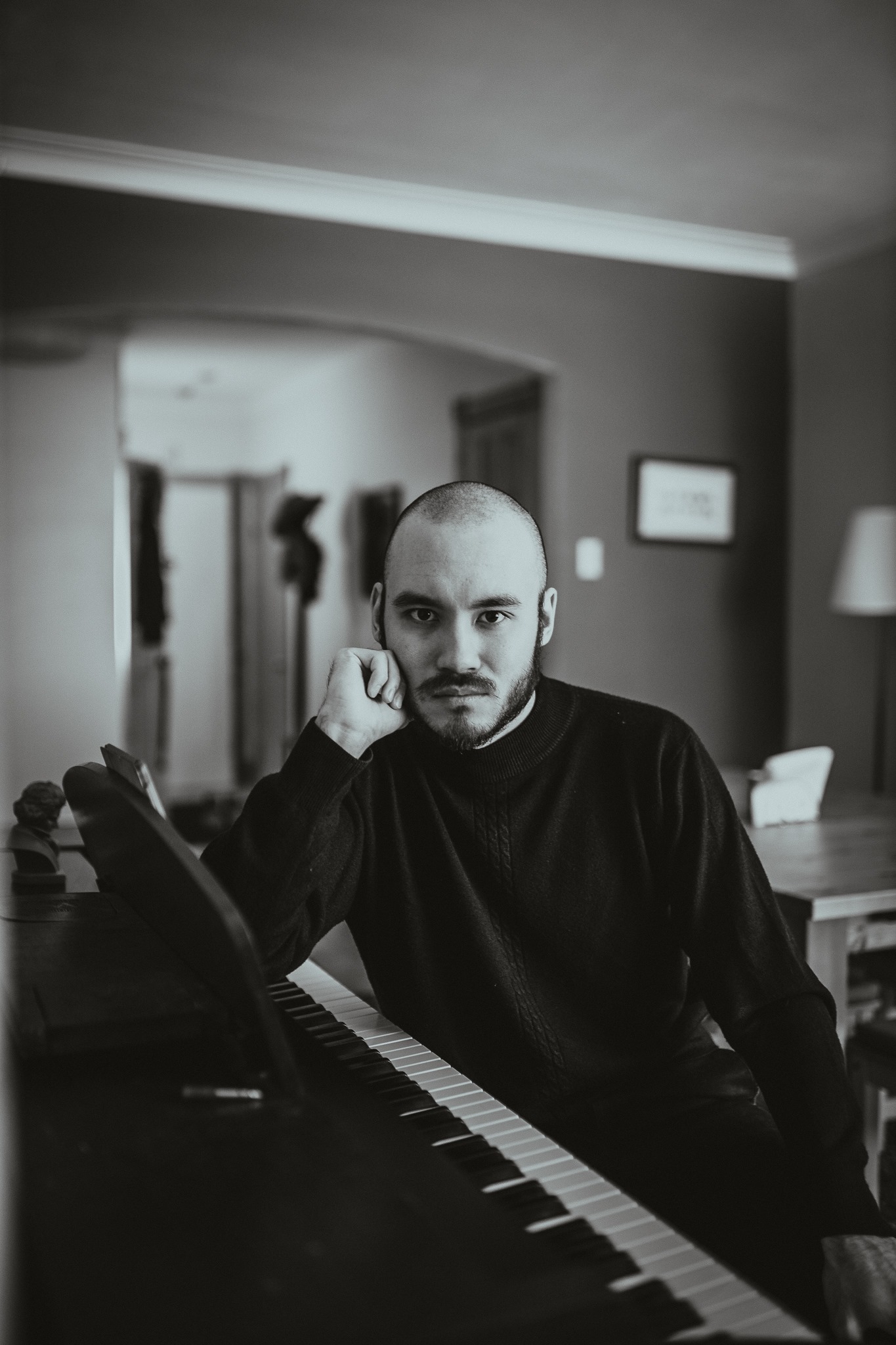 Eric Elliot Lee - Singer | Actor | Composer | Music Director